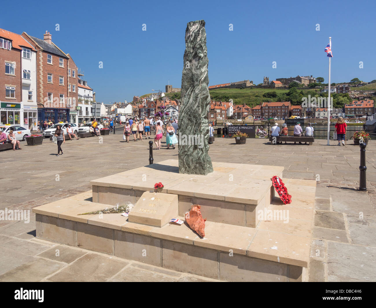 New War Memorial on harbourside at Whitby Yorkshire UK Stock Photo - Alamy