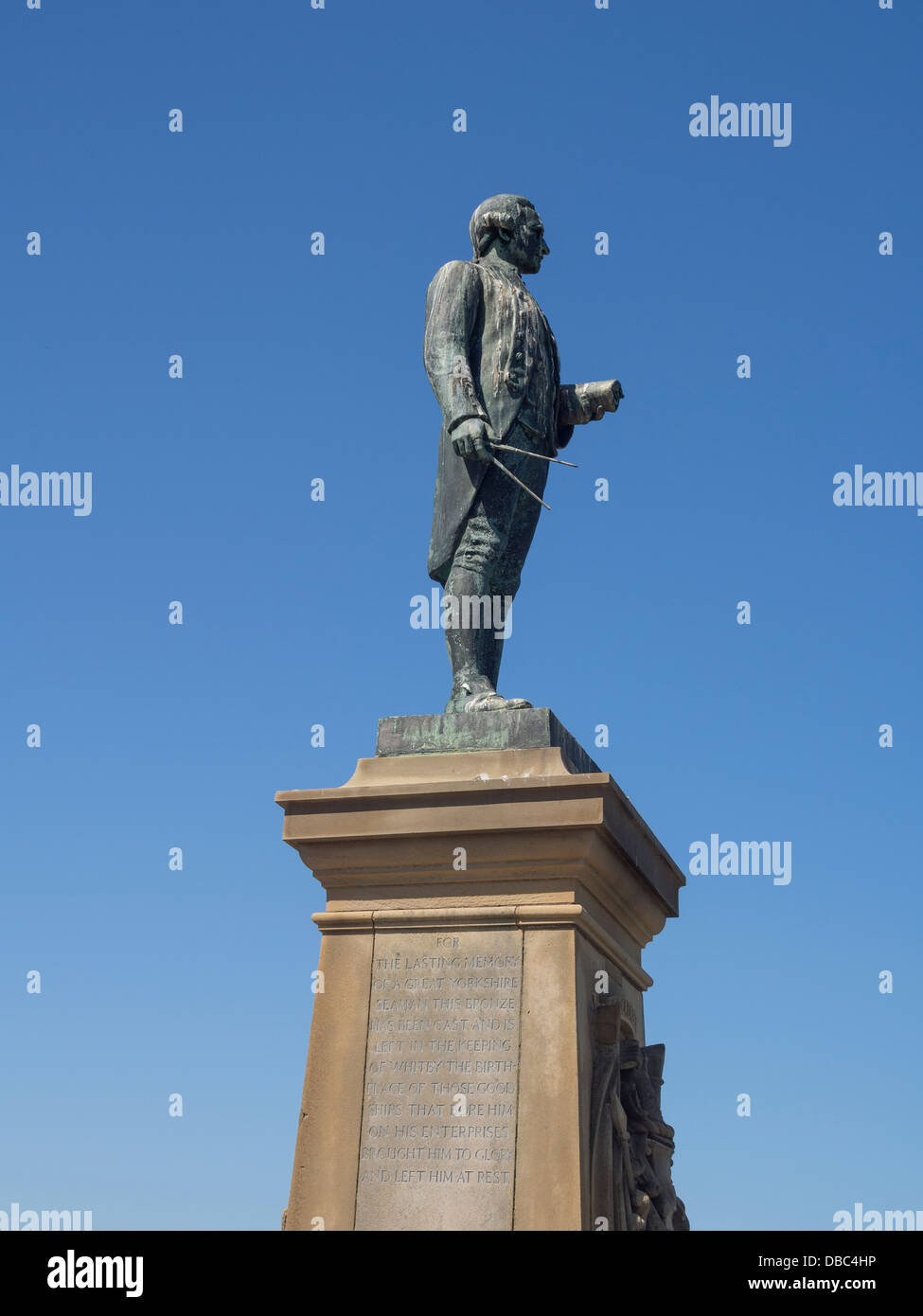 Captain cook statue hi-res stock photography and images - Alamy