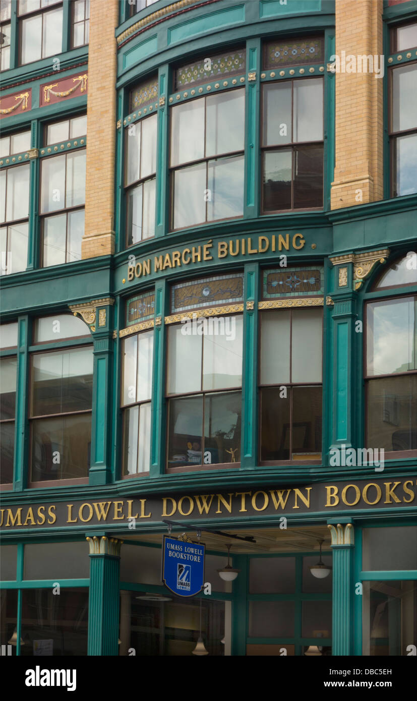 Bon logo hi-res stock photography and images - Alamy