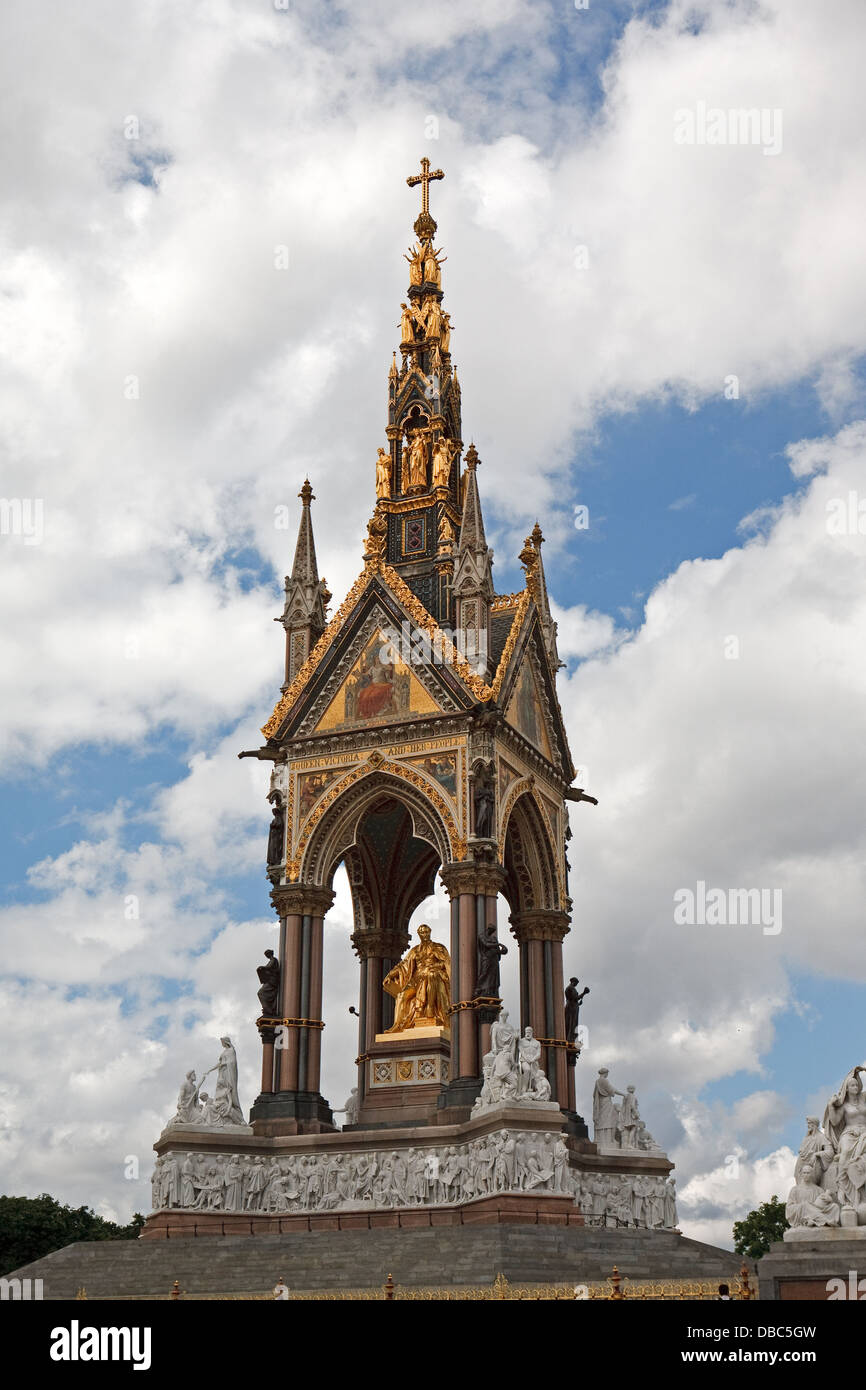 Kensington Palace Gardens Road High Resolution Stock Photography and ...