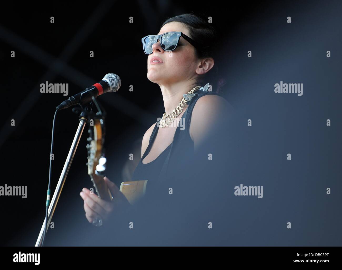 Gemma ray singer hi-res stock photography and images - Alamy