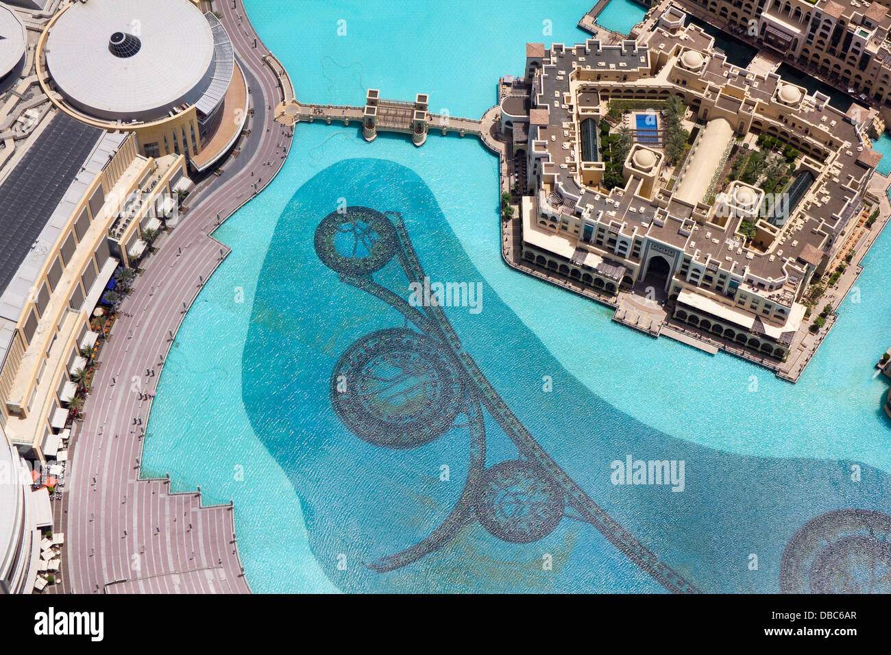 The top view on Dubai from the highest tower in the world, Burj Khalifa ...