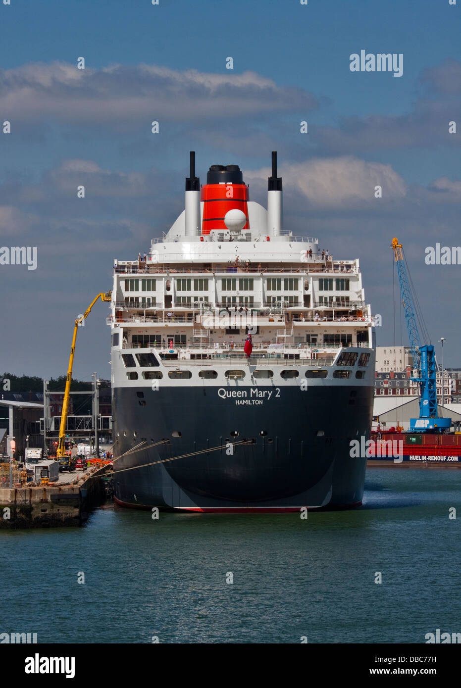 Cunard Queen Mary 2, Southampton Docks, Hampshire, England Stock Photo ...