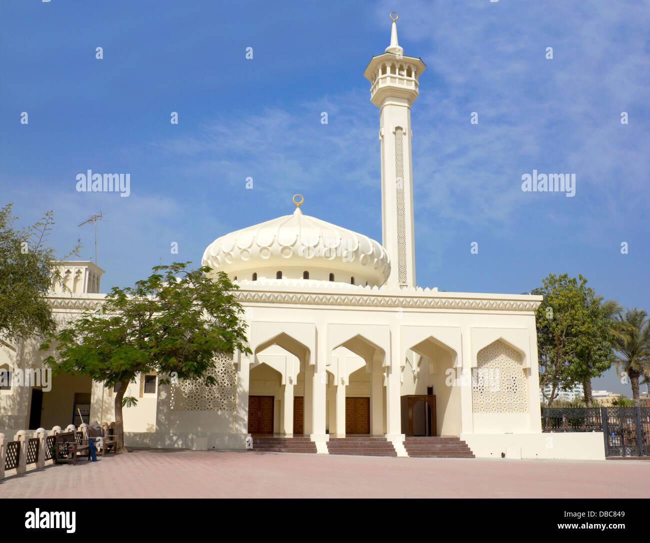 Dubai religion hi-res stock photography and images - Alamy