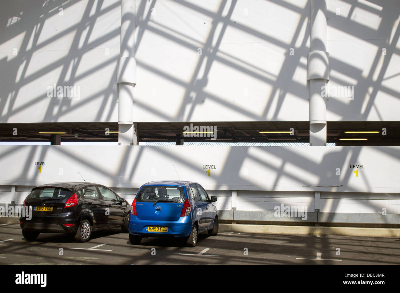 Modern car park space hi-res stock photography and images - Alamy