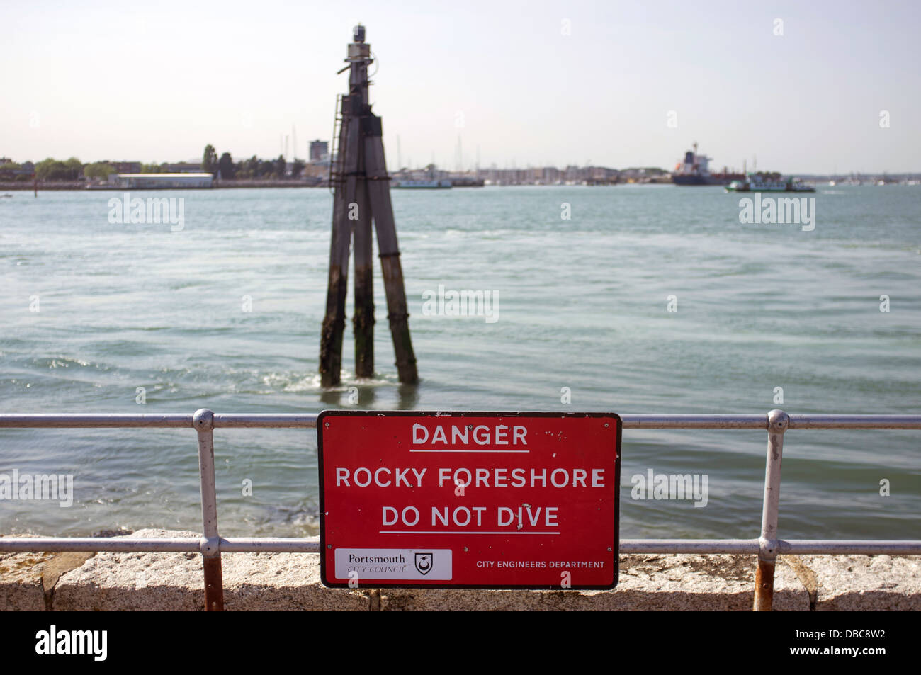 Harbour danger warning sign hi-res stock photography and images - Alamy
