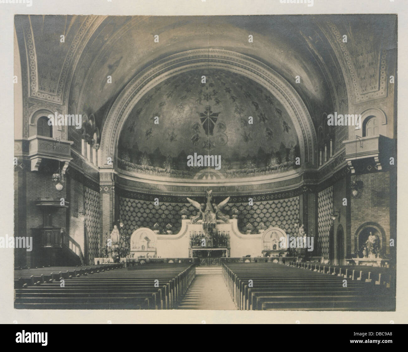 Michaels canada interior hi-res stock photography and images - Alamy