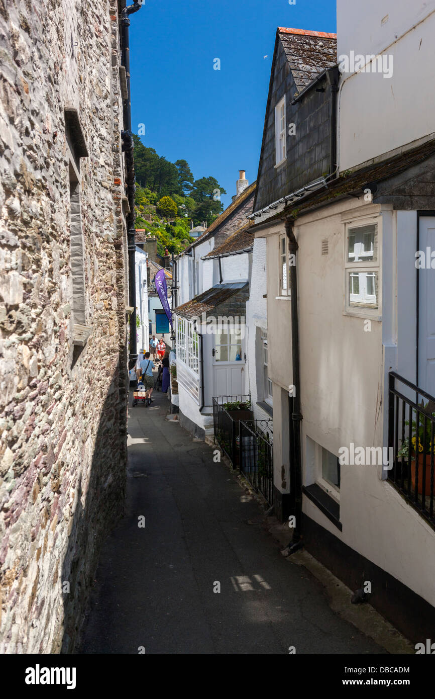 Street scene polperro cornwall hi-res stock photography and images - Alamy