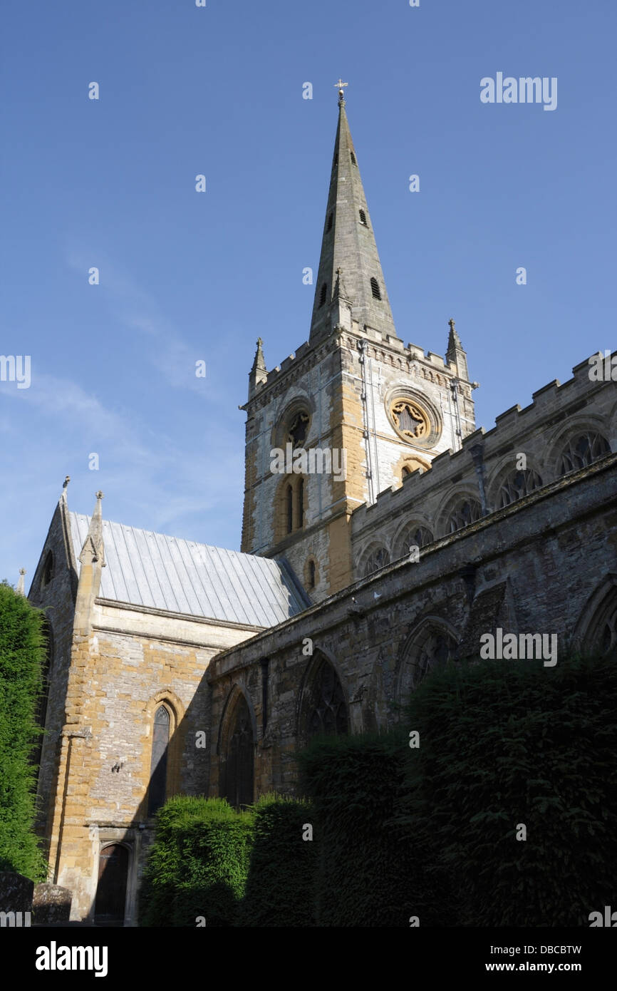 The church of the holy trinity in Stratford upon Avon where William ...