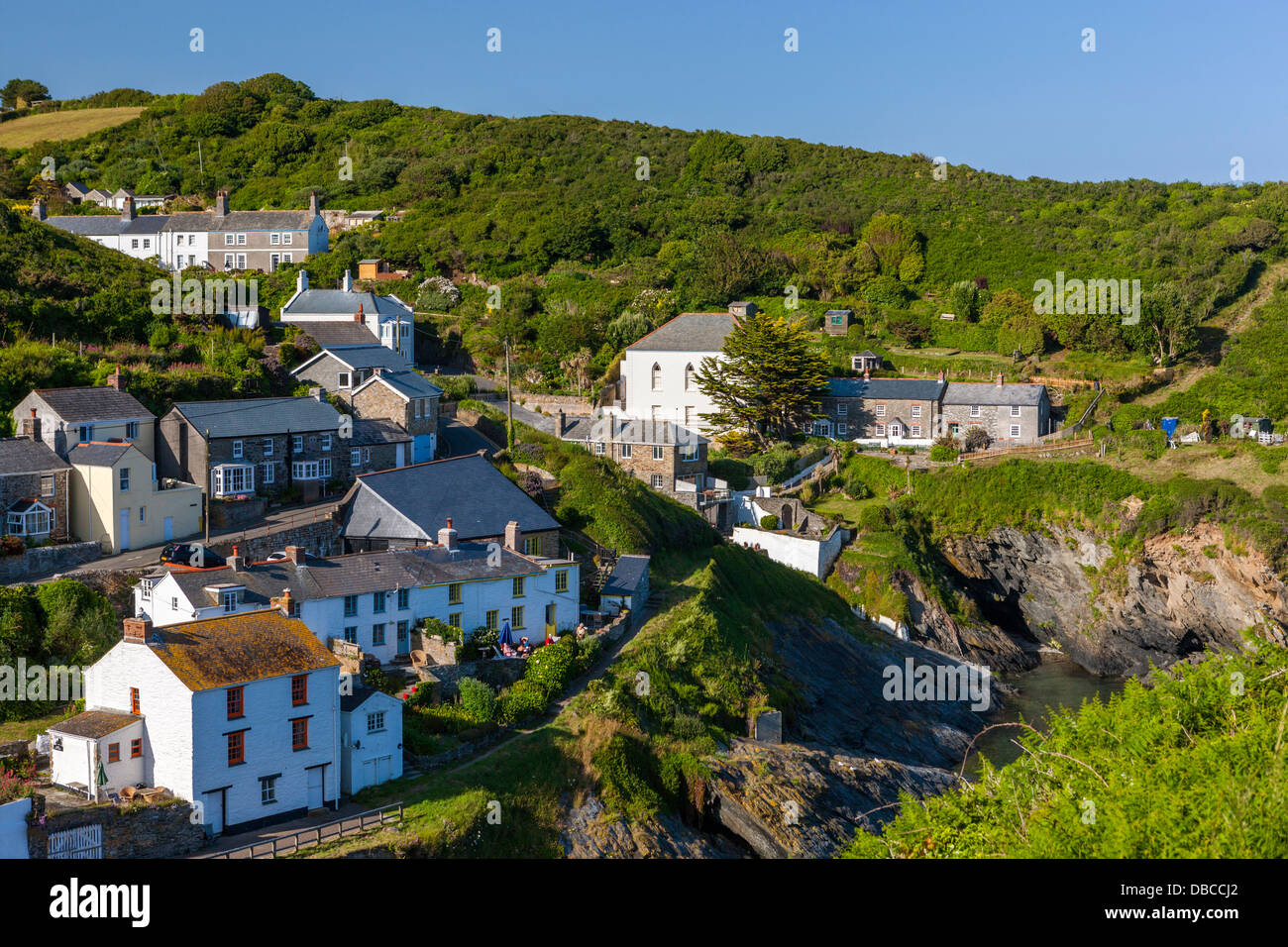 Cornish coastal village hi-res stock photography and images - Alamy Cornish coastal village hi-res stock photography and images - Alamy