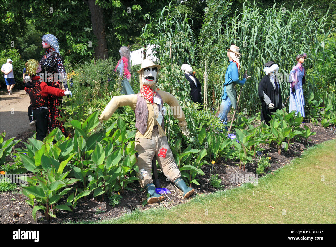 Scarecrow Trail with 'Strictly Come Dancing' themed scarecrows designed ...