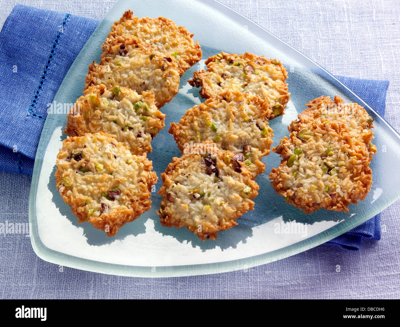 Tuile biscuits hi-res stock photography and images - Alamy