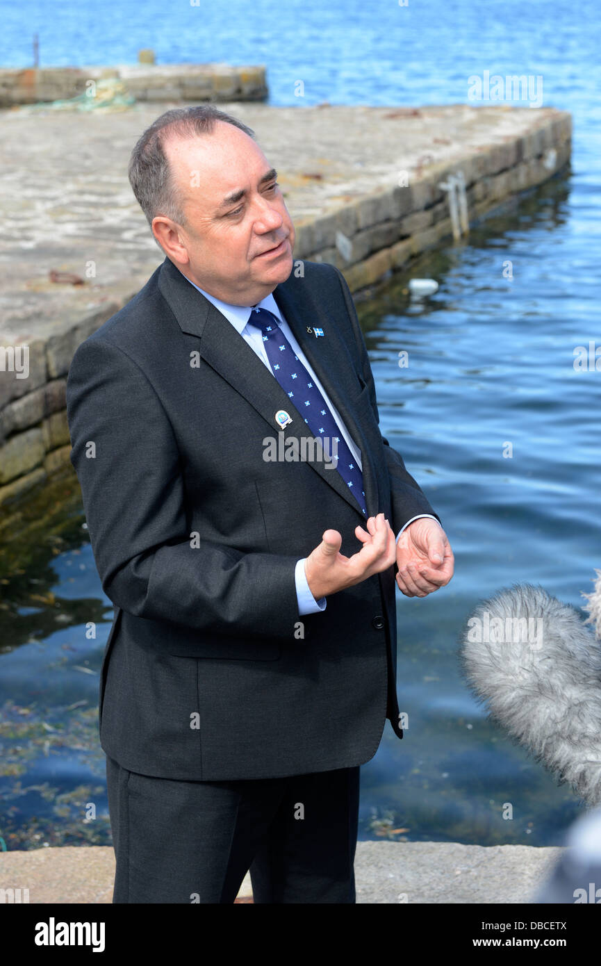 Scottish first minister alex salmond hi-res stock photography and ...