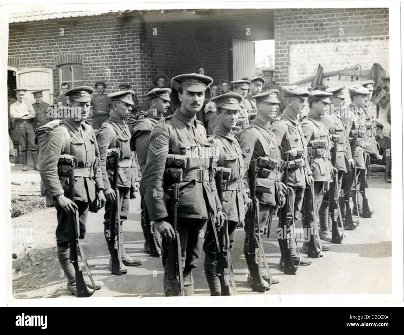 Soldiers return home from world hi-res stock photography and images - Alamy