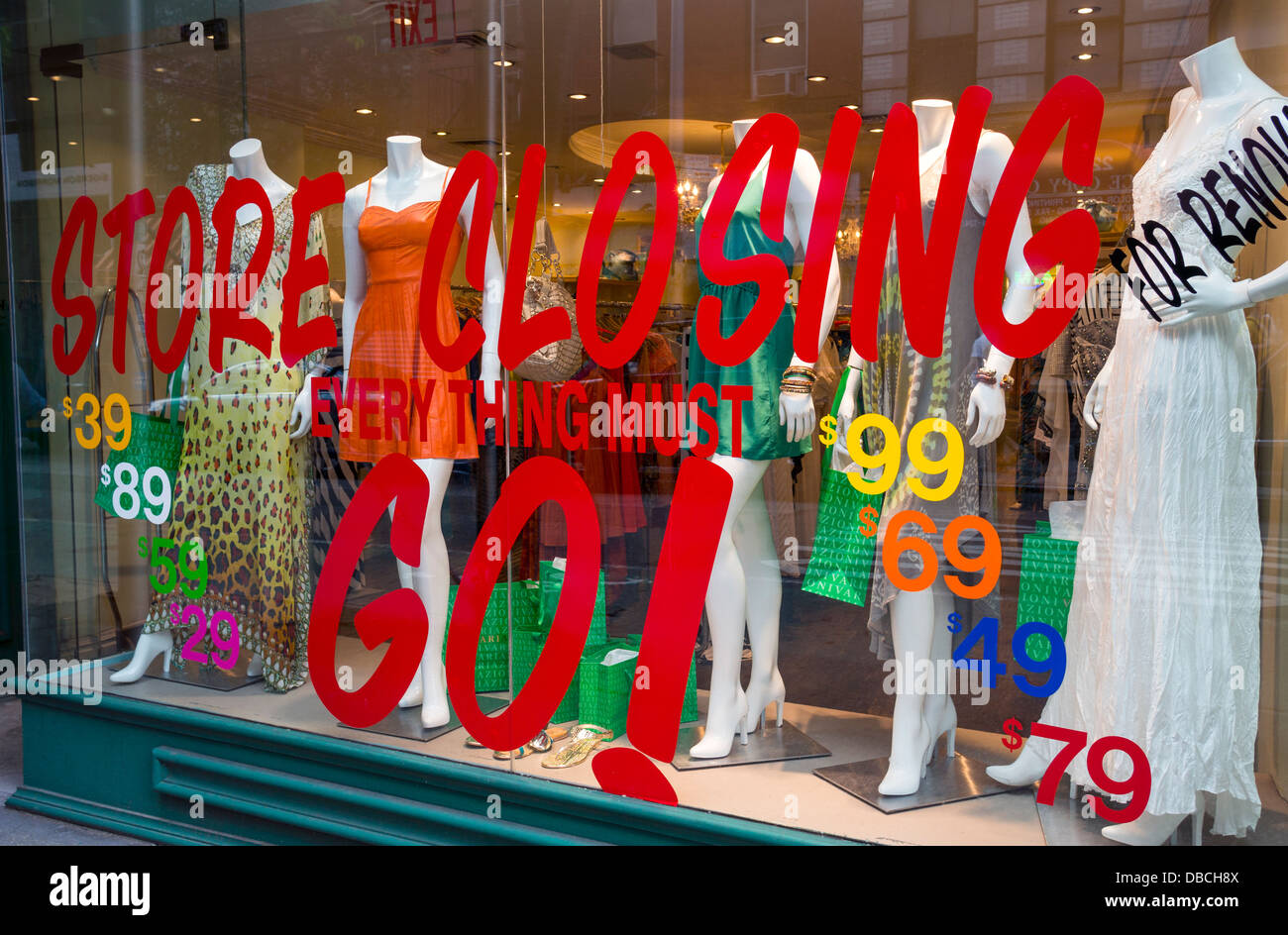 Women fashion store closing Stock Photo - Alamy