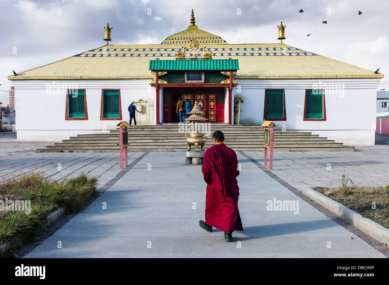 Gandan Monastery District, Ulaanbaatar Stock Photo - Alamy