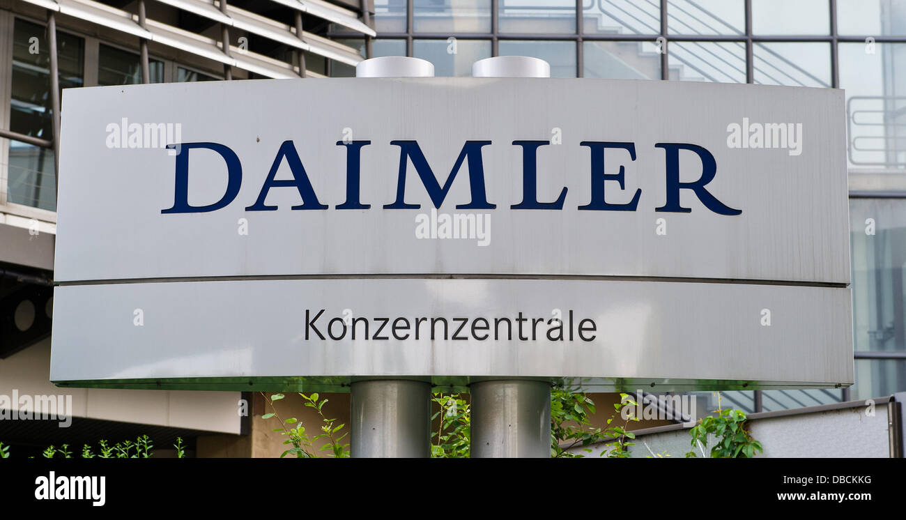 Daimler Headquarters In Stuttgart Germany Stock Photos & Daimler ...