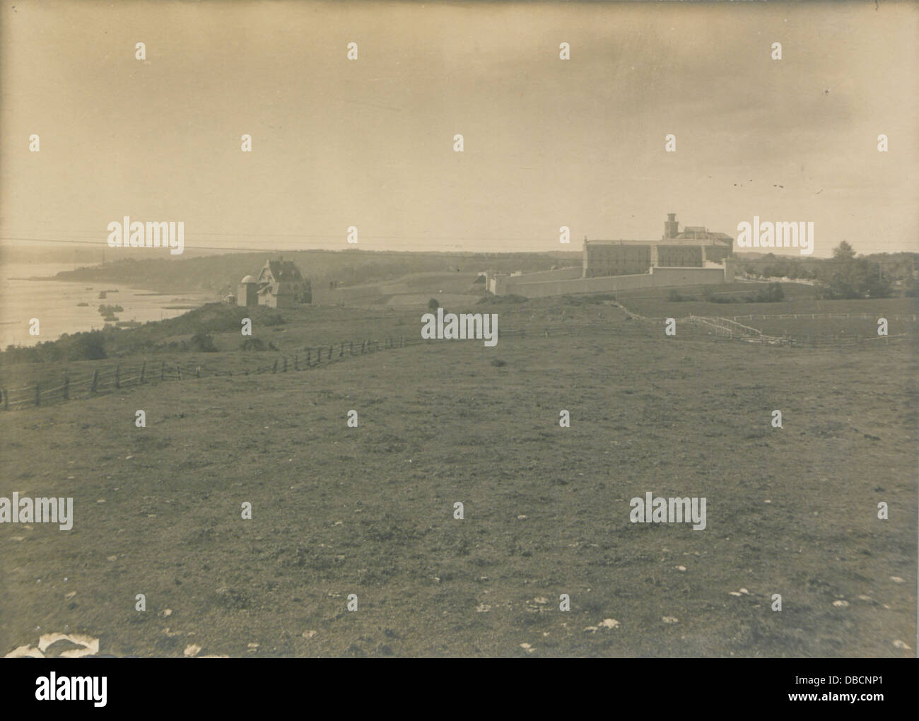 This image depicts the Plains of Abraham, a significant battlefield ...