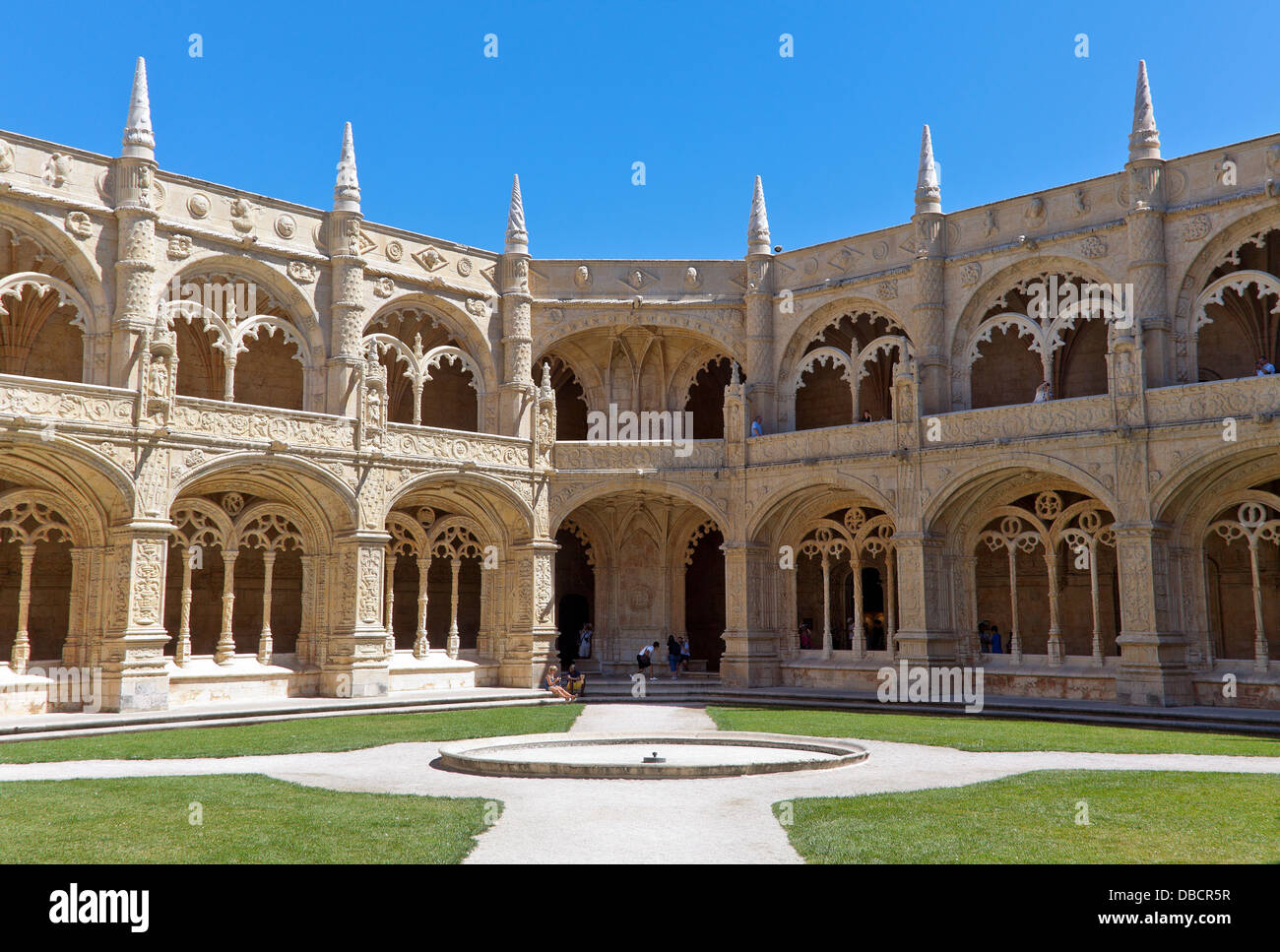 The imposing Courtyard of Mosteiro dos Jerónimos, or a.k.a. the ...