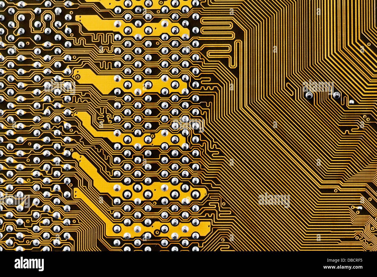 Yellow circuit board hi-res stock photography and images - Alamy