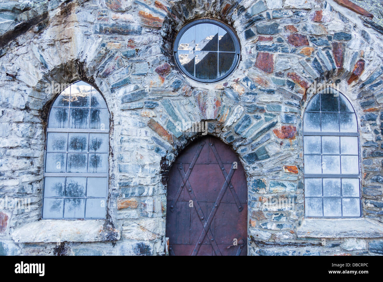 Felsen chapel carved in a rock in Innergschloss, Austria Stock Photo ...