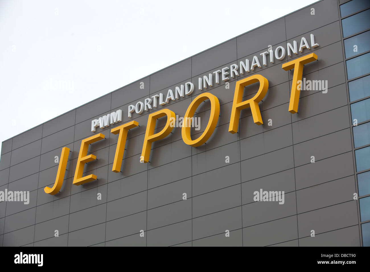 Portland international airport maine hi-res stock photography and ...