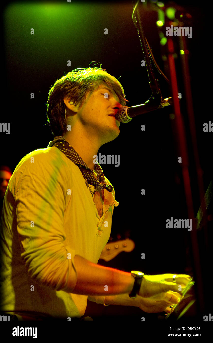 Taylor Hanson Hanson performing live at KCLSU London London, England ...
