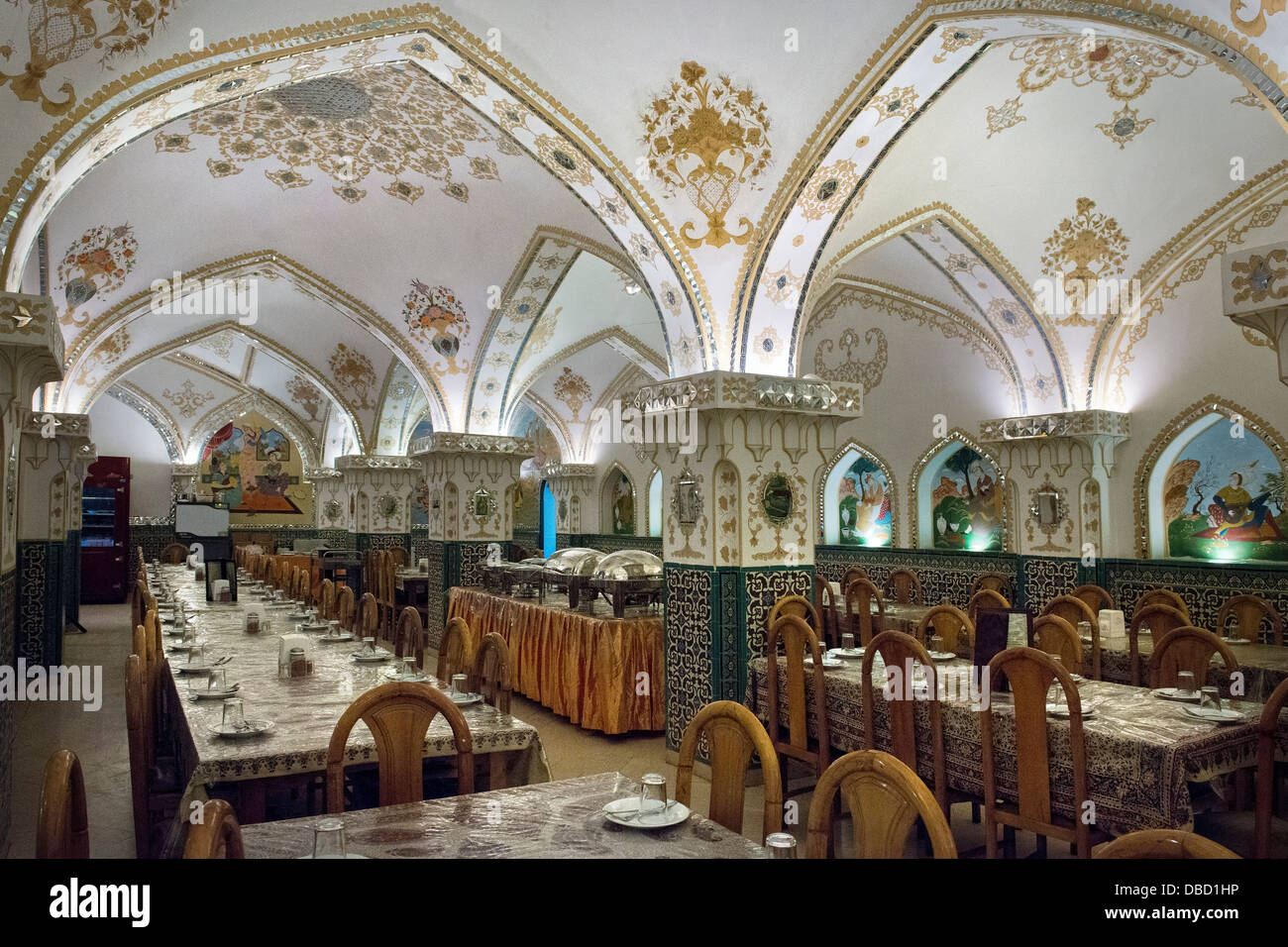 Asia, Iran, Isfahan, Traditional restaurant Stock Photo - Alamy