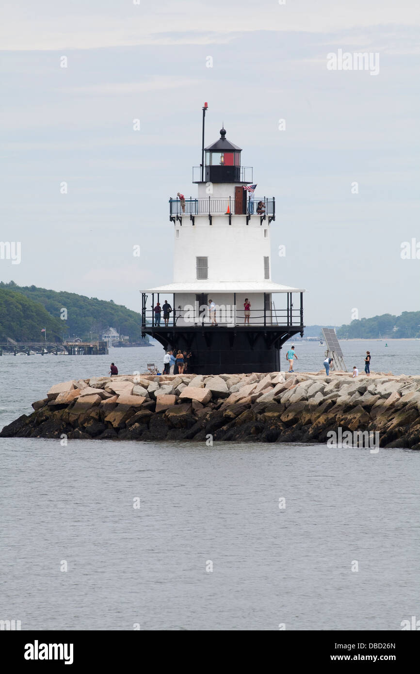 Ledge spring hi-res stock photography and images - Alamy