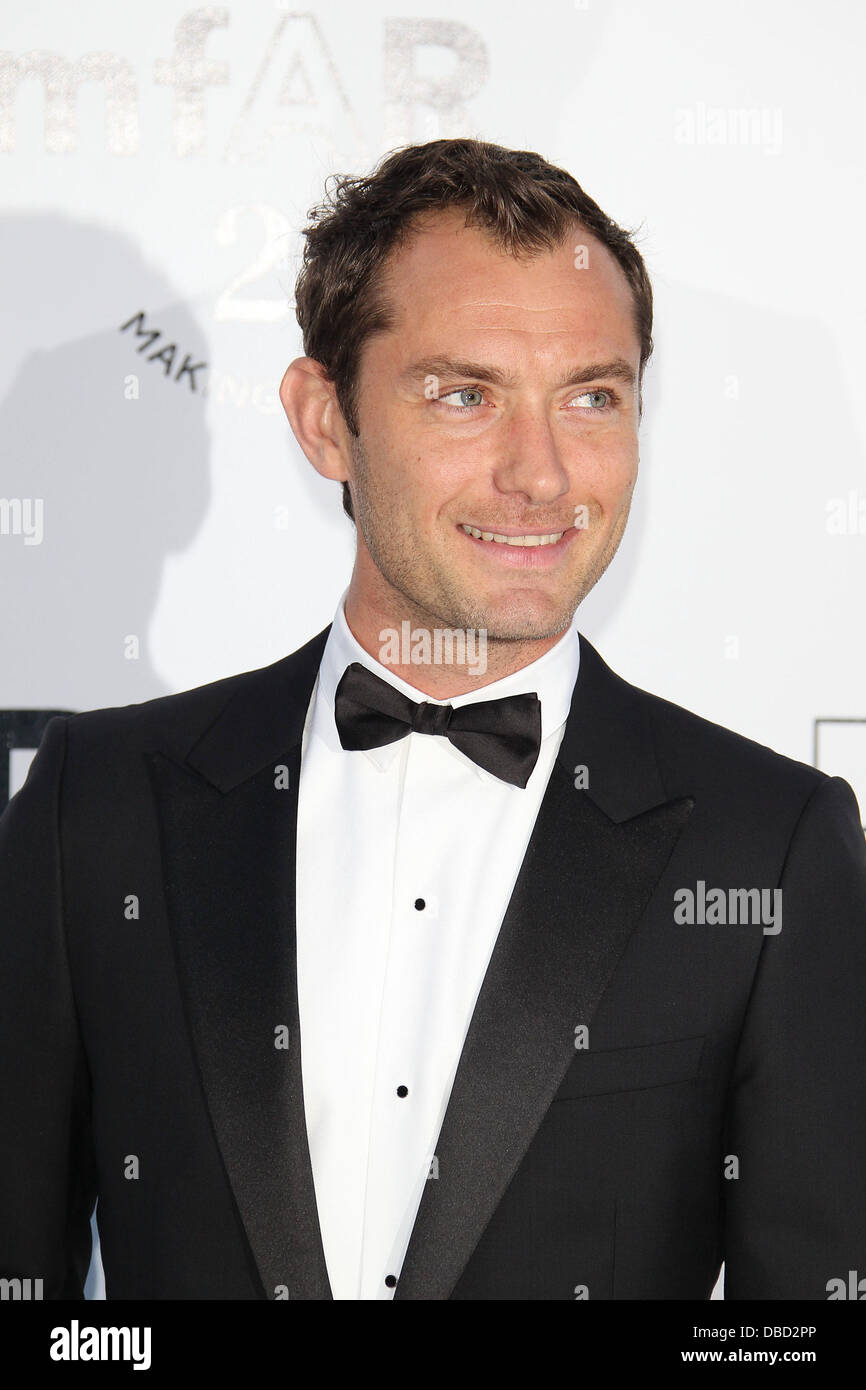 Actor Jude Law 2011 Cannes International Film Festival - Day 9 amFar ...