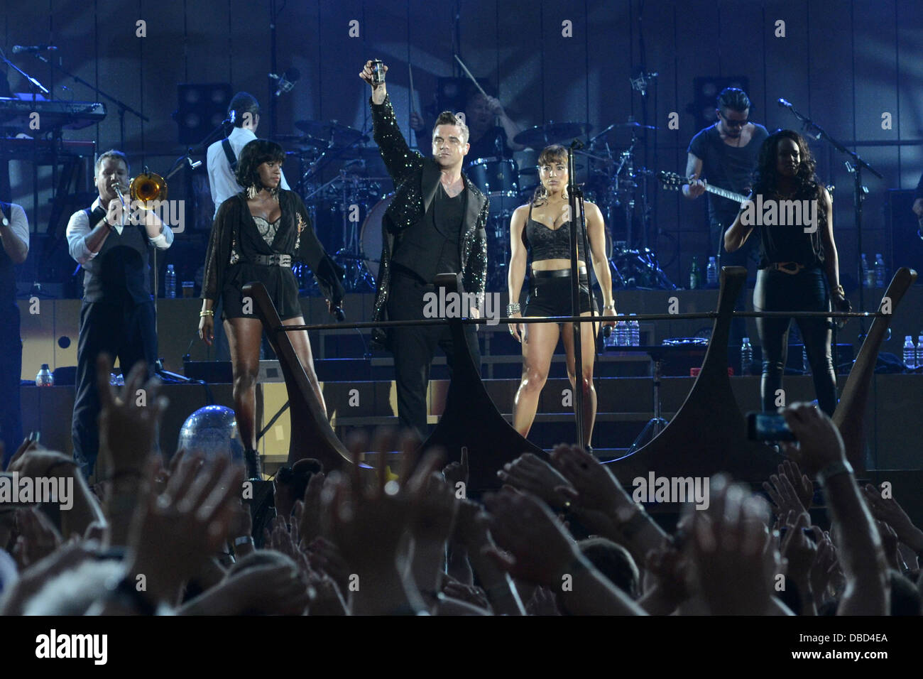 Hanover, Germany. 27th July, 2013. Robbie Williams live at HDI-Arena ...
