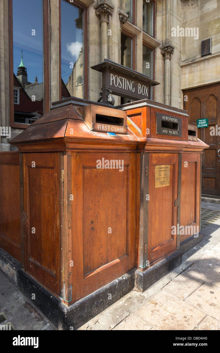 Wooden Posting Box, St Aldates, Oxford, England, UK Stock Photo - Alamy