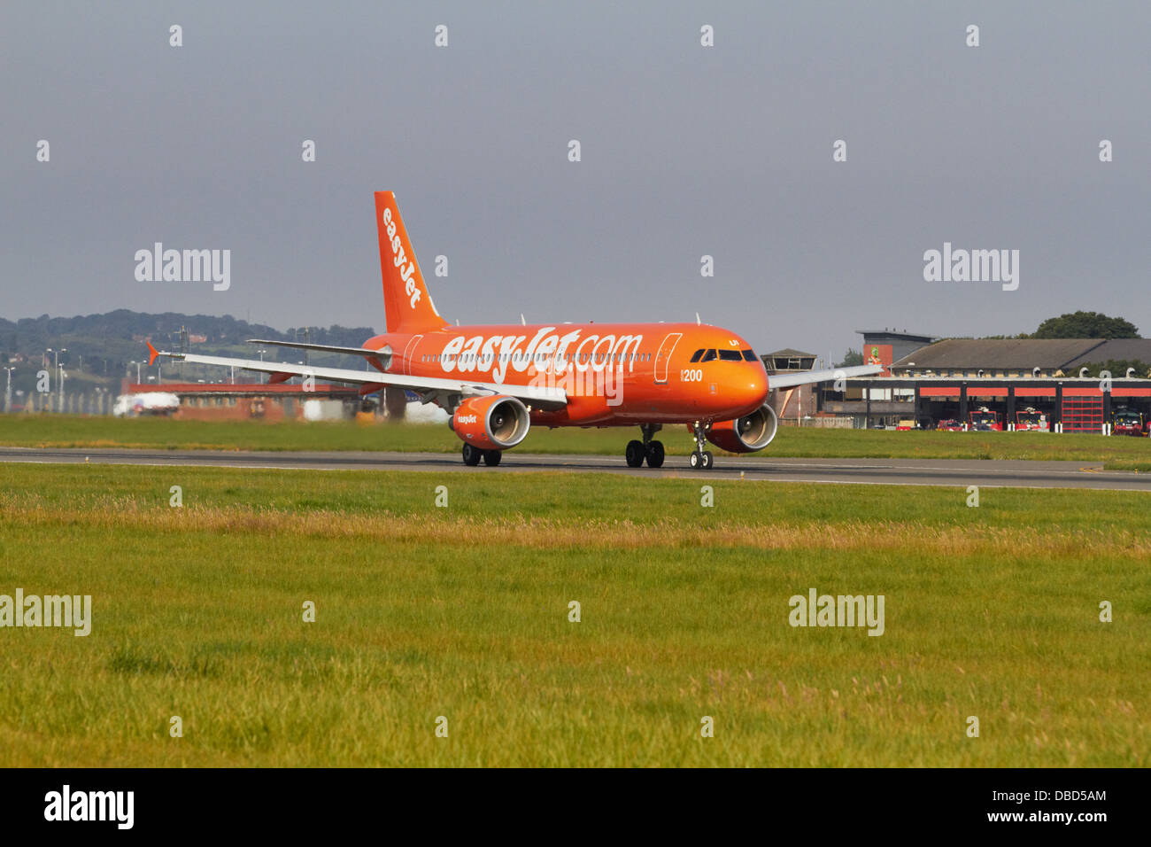 Airbus A 320 Airbus A320 Airbus A320 214 High Resolution Stock ...