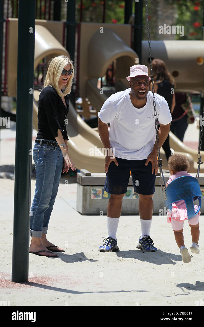 Byron allen wife jennifer lucas hi-res stock photography and images - Alamy