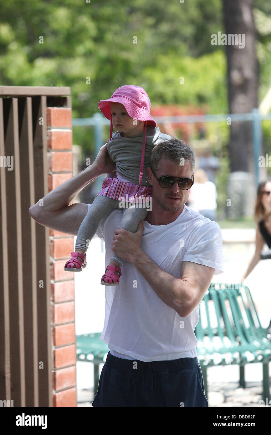 Eric Dane and daughter Billie Beatrice Dane spending the day at ...