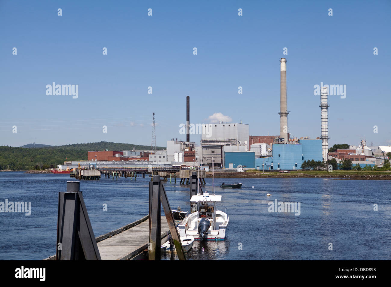 Pulp and paper mill maine hi-res stock photography and images - Alamy