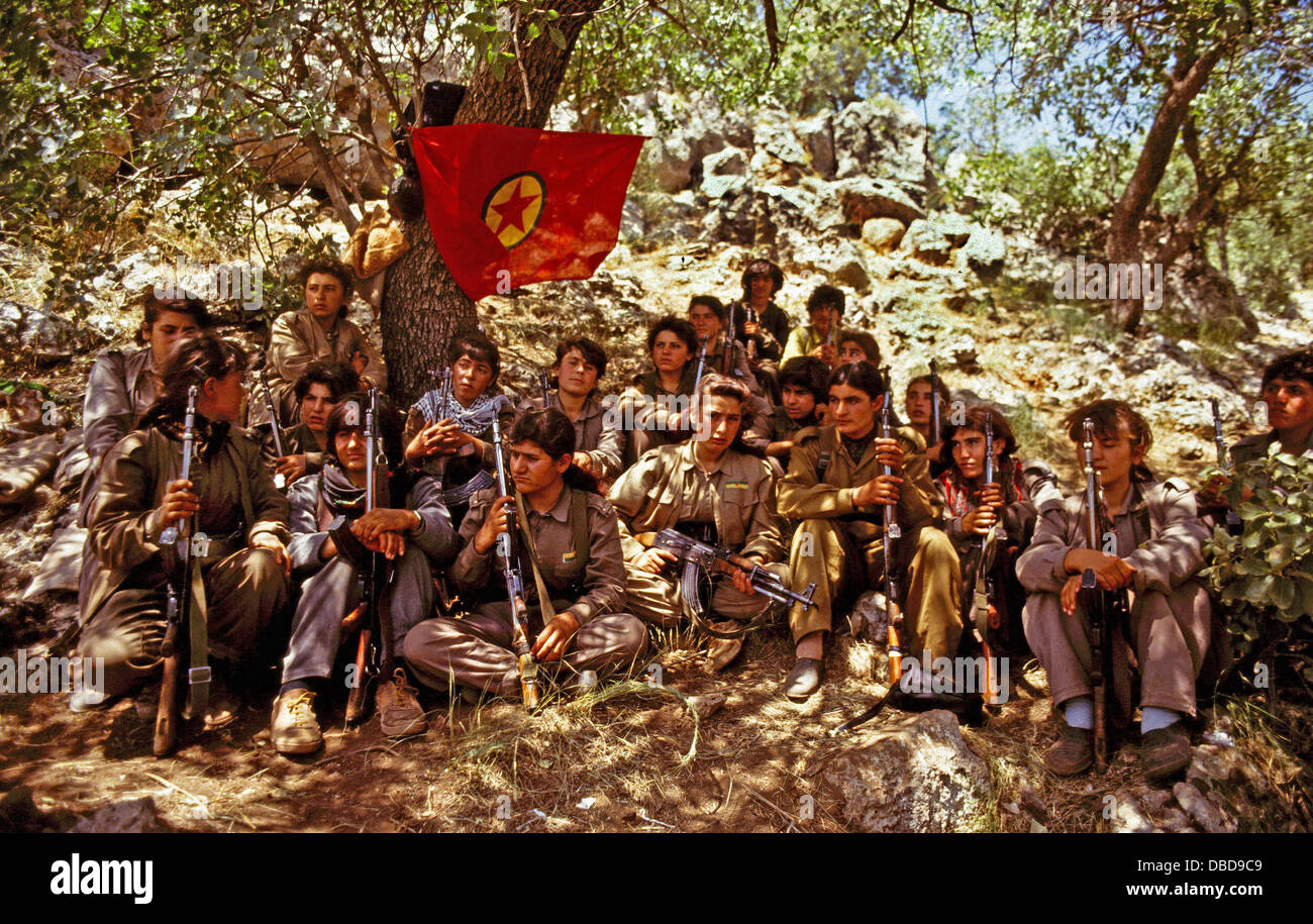 September 1992. Turkey/Iraq border. Women guerrillas of the Kurdistan ...