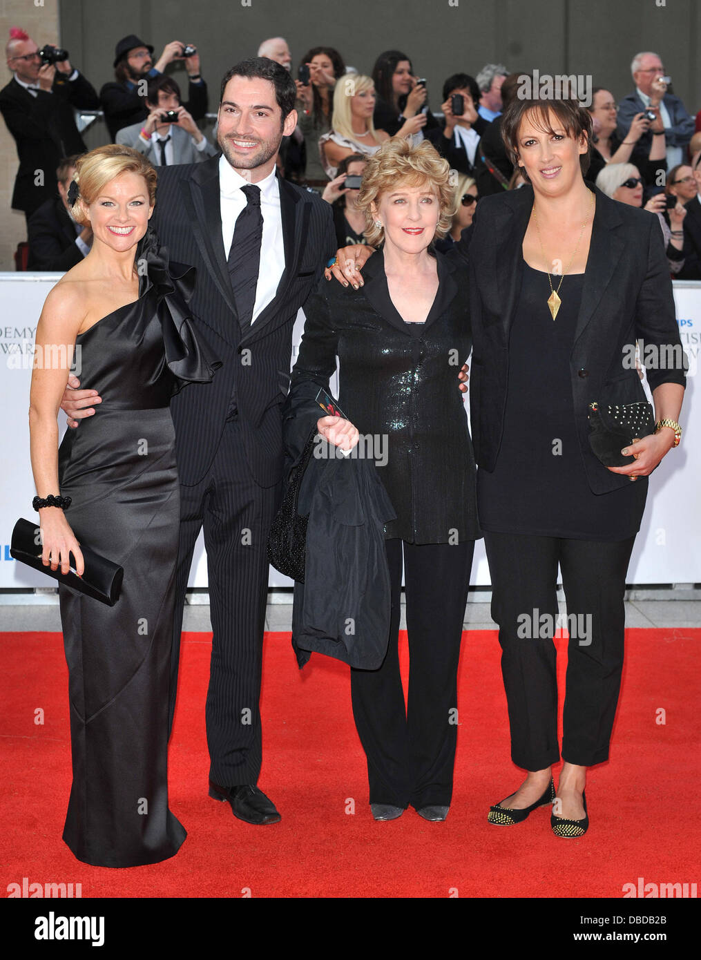 Tom Ellis Miranda BBC's Miranda Hart MARRIES Gary In Final Episode