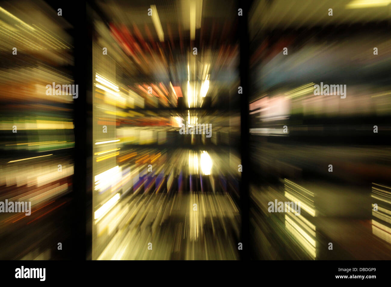 Zooming in effect hi-res stock photography and images - Alamy