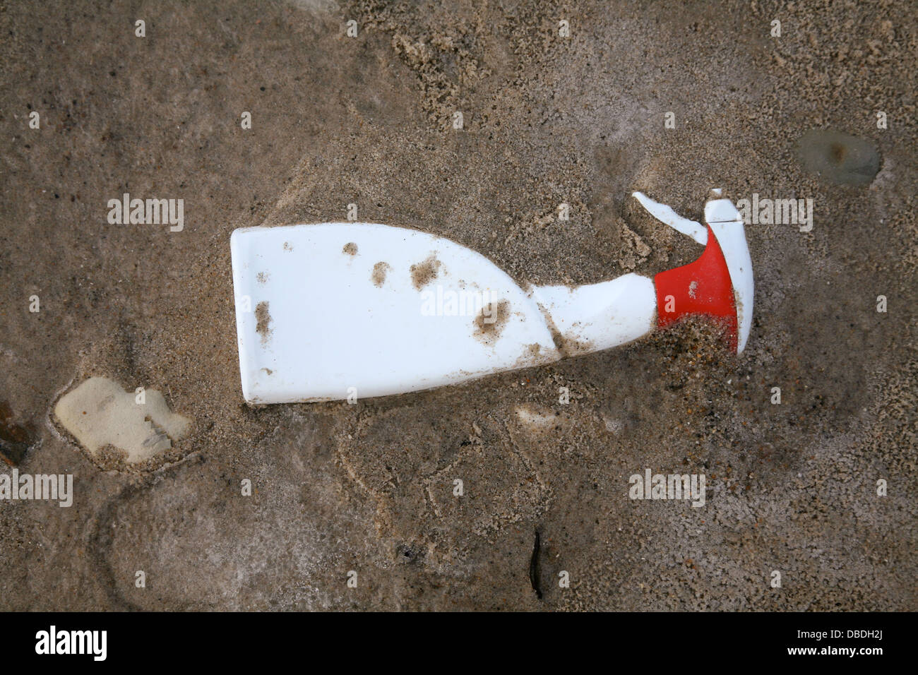 Flotsam and jetsam hi-res stock photography and images - Alamy