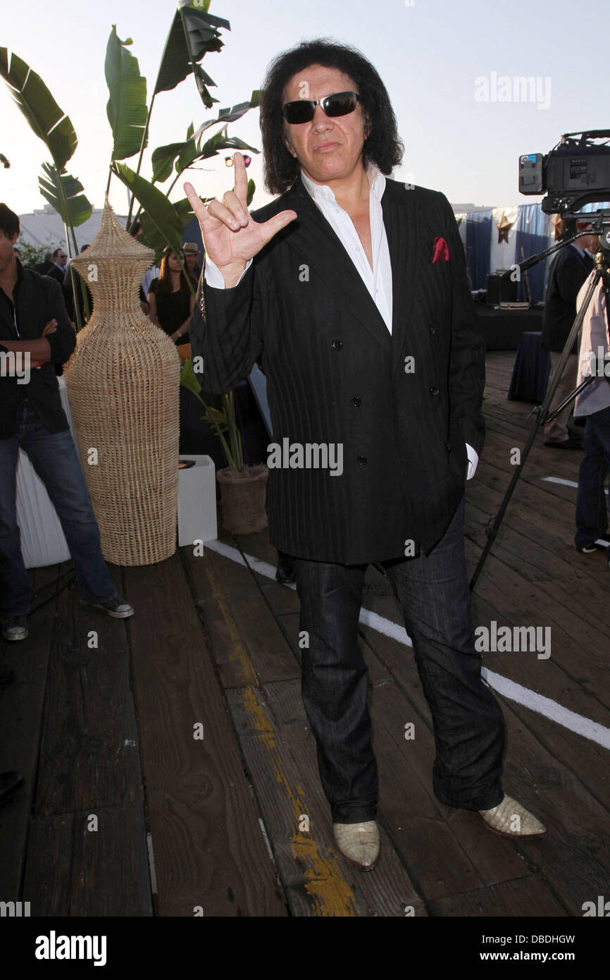 Gene Simmons The 2nd Annual "Big Fighters, Big Cause" Charity Boxing ...