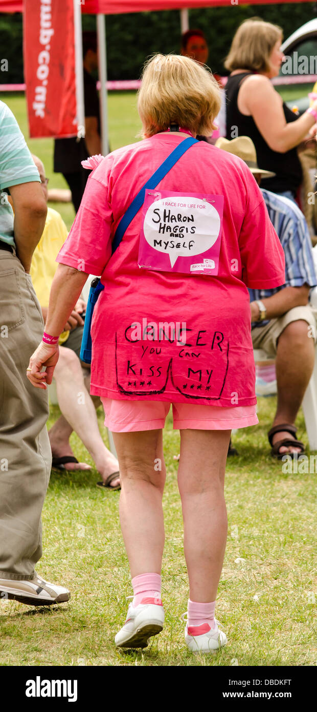 Cancer research uk walk hi-res stock photography and images - Alamy