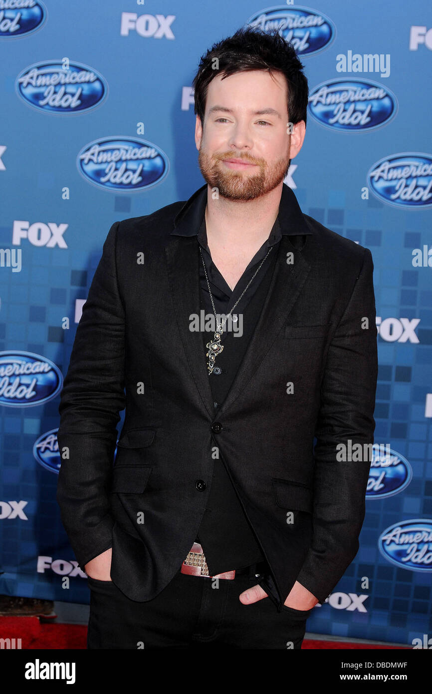 David cook american idol finale hi-res stock photography and images - Alamy