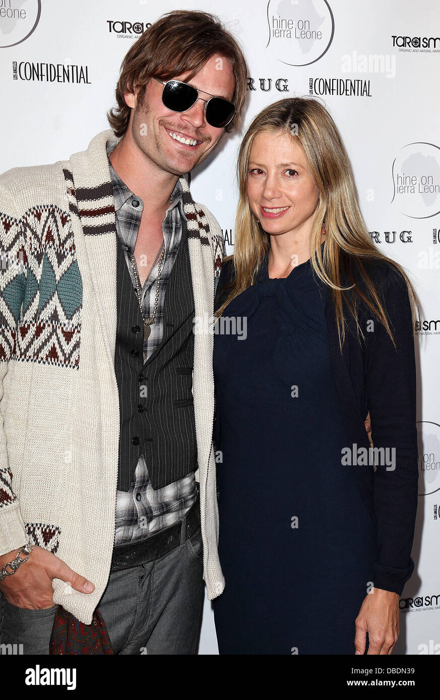 Actors Christopher Backus (L) and Mira Sorvino Shine On Sierra Leone ...