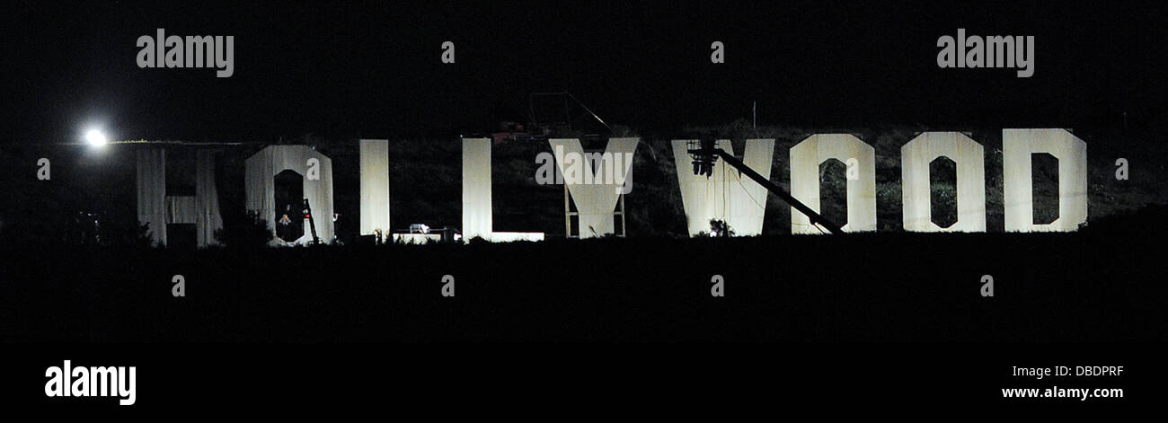 Atmosphere A replica of the famous 'Hollywood' sign appears on top of a ...