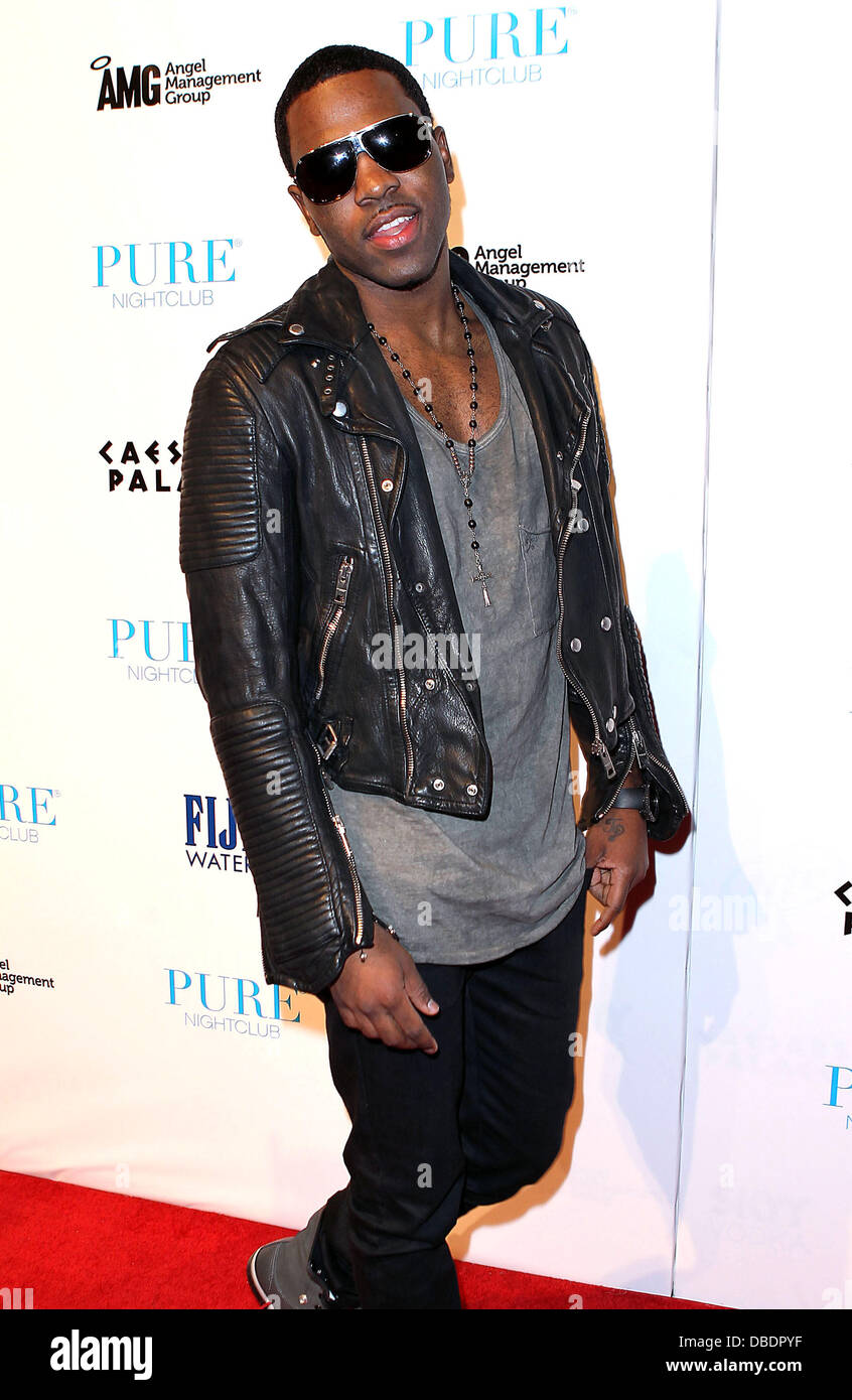 Jason Derulo kicks off Memorial Day Weekend with a live performance at ...