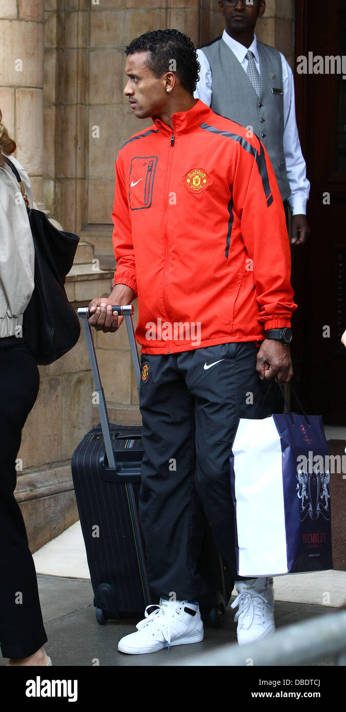 Manchester united management team hi-res stock photography and images ...