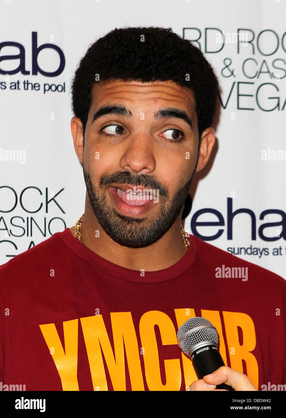 Rapper drake hosts rehab hard hi-res stock photography and images - Alamy