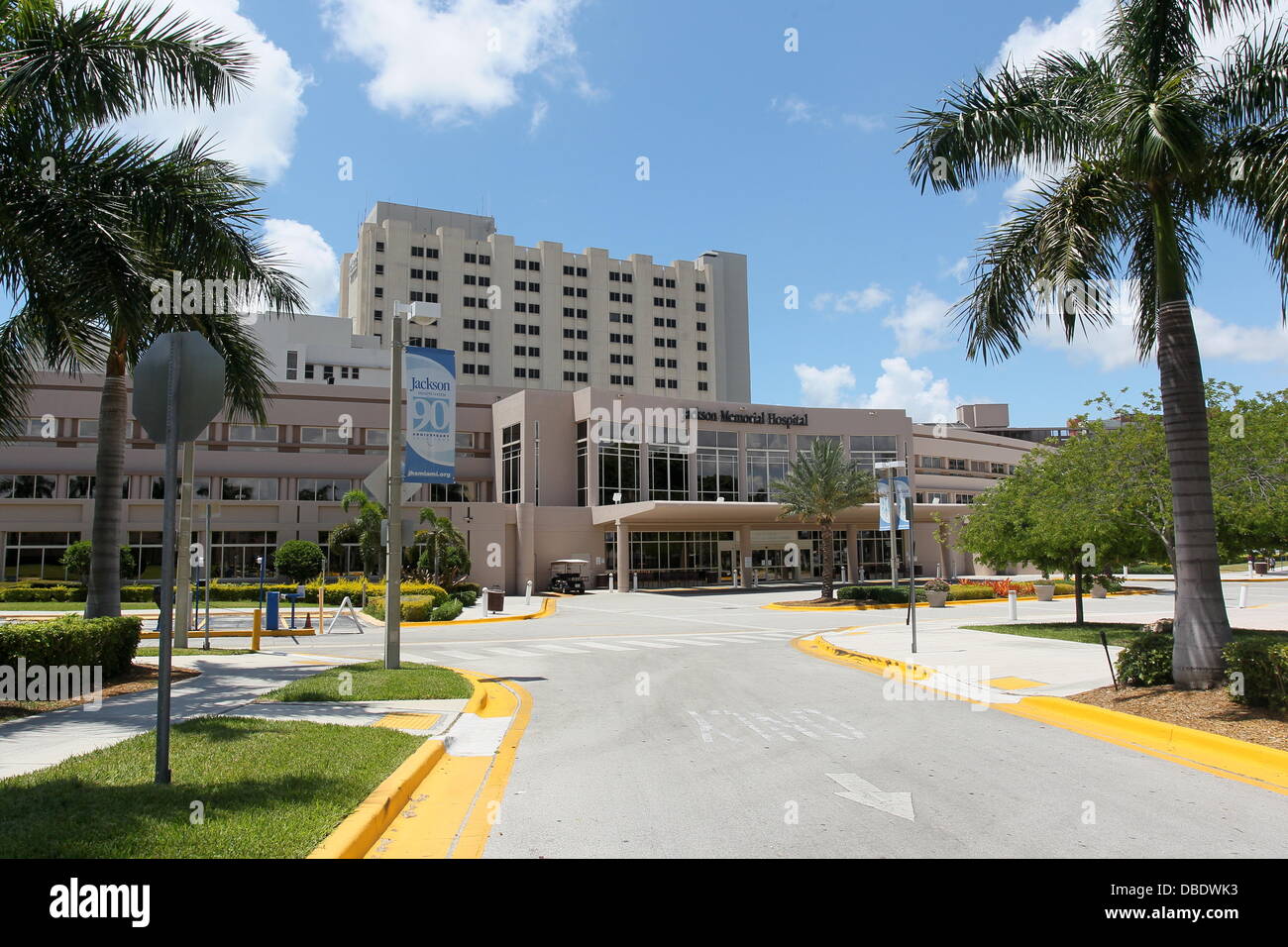The Jackson Memorial Hospital, where Sean Kingston has been moved to ...