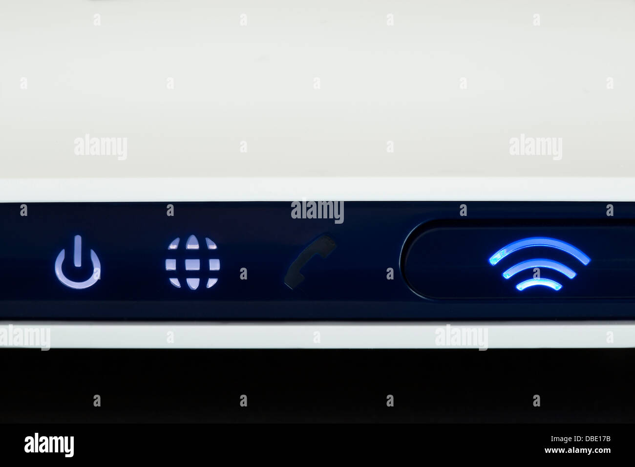 Fiber modem hi-res stock photography and images - Alamy